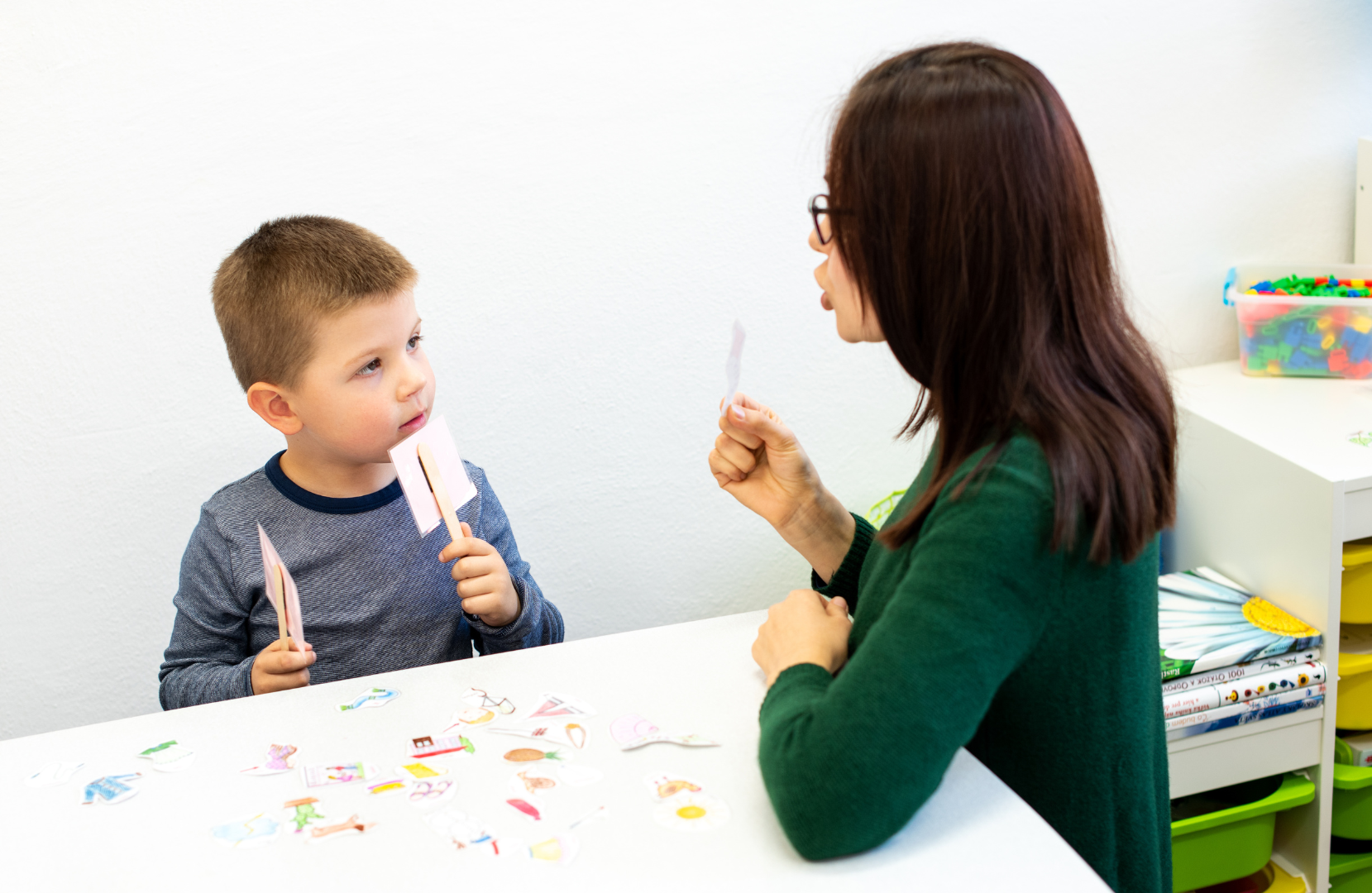 Playing with Pronouns: 11 Games to Boost Pronoun Development in Kids ...